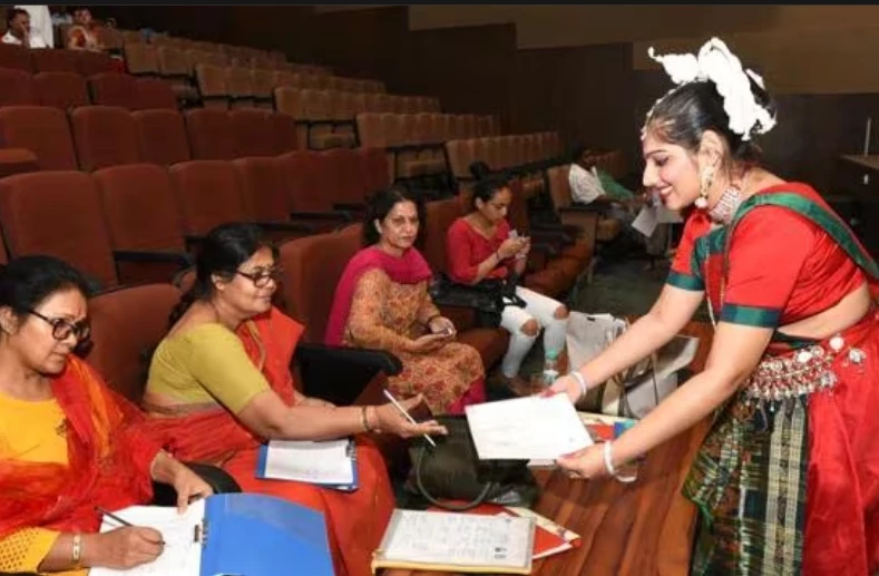 DU CUET Subject Combinations 2025-26: UG Subject List, Eligibility ...