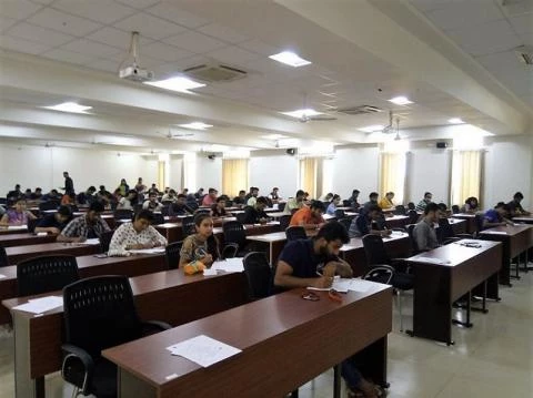 DU Fee Structure 2025: Check College-Wise Courses & Fees